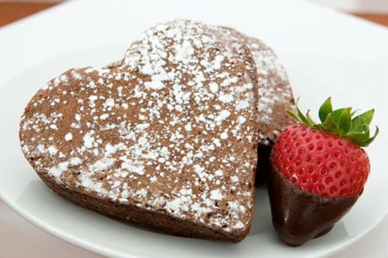 Shaping Your Brownies | Baking Tips | Betty Crocker AU